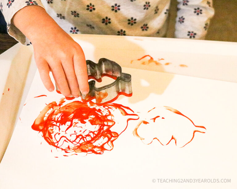 Simple Fall Art for Toddlers Using Cookie Cutters