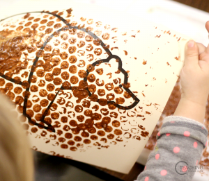 Winter Bear Art for Toddlers Using Bubble Wrap