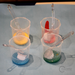 How to Put Together a Toddler Painting Activity using Brushes