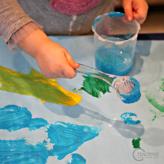 How to Put Together a Toddler Painting Activity using Brushes