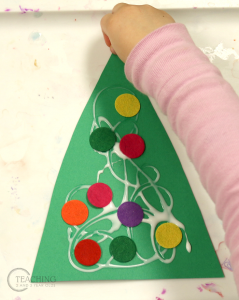 Bright and Cheerful Toddler Christmas Card that is Super Easy