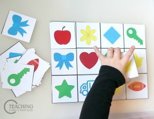 English and Spanish Color Sorting Printable Activity